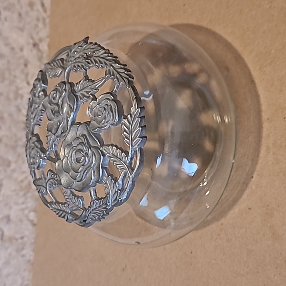 Accents | Potpourri Pot With Open Silver Rose And Vine Design Lid Not ...